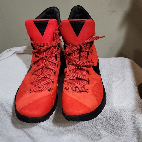 Nike | Shoes | Nike Mens Red Hightop Sneakers Color Red Side 2 | Poshmark